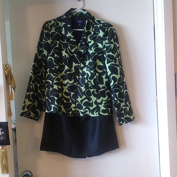 Skirts | Silk Suits Green And Black By Johns Wear W E A R Size 1 | Poshmark